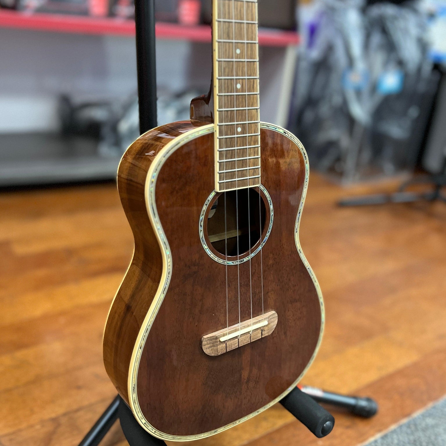 Used Acoustic Instruments | Dirt Cheep