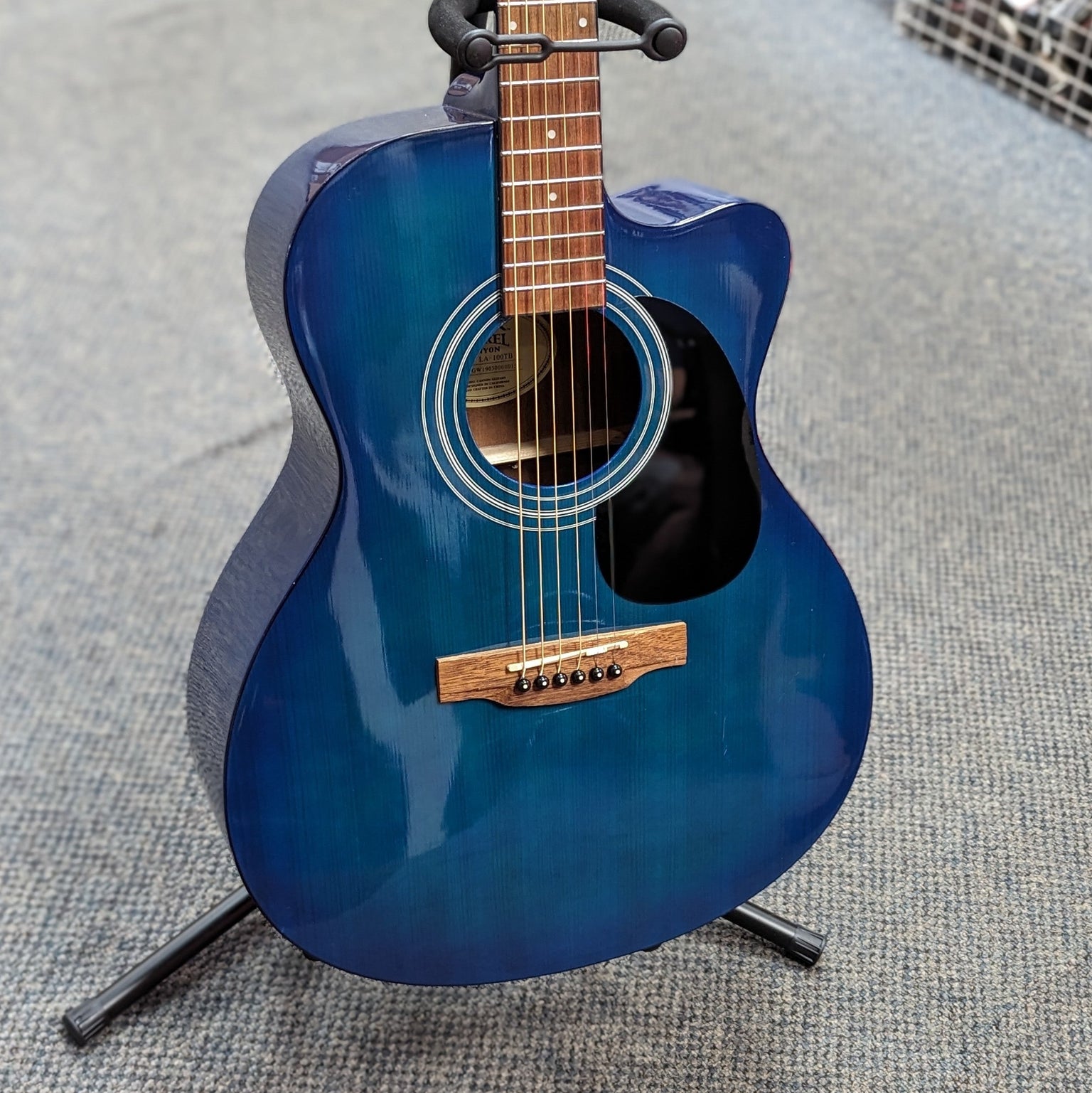 Used Acoustic Instruments | Dirt Cheep