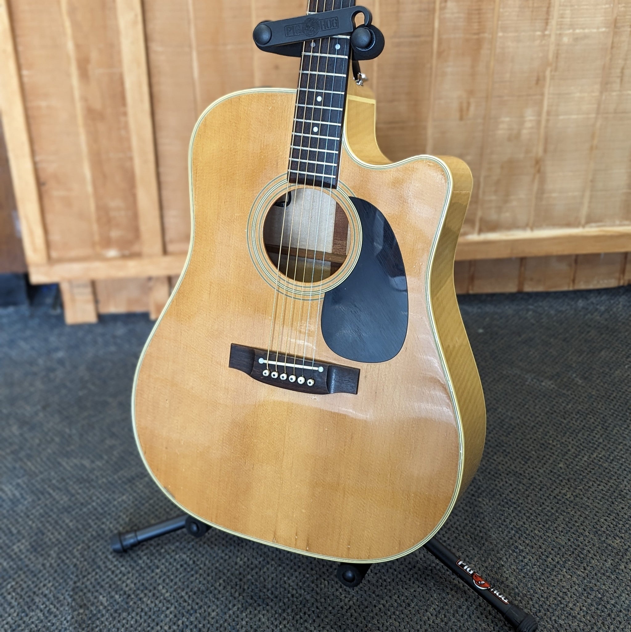 Used Acoustic Instruments | Dirt Cheep